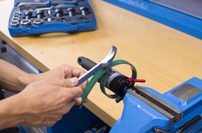 Unior Suspension Wrench with Strap – Gravity Nelson